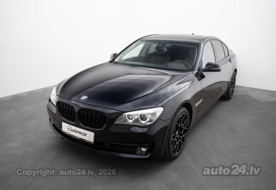 Melns BMW 7 Series 2013 Tallina, ar dzinēja tilpumu 3.00 L un nobraukumu 257 tūkst. km par 13999 €, foto 1 vietnē AUTOMOTO.COM.LV