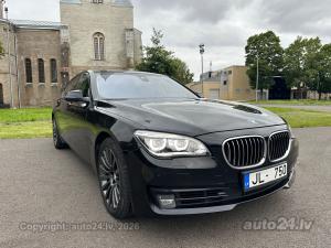 Melns BMW 7 Series 2013 Tallina, ar dzinēja tilpumu 3.00 L un nobraukumu 0 tūkst. km par 12989 €, foto 8 vietnē AUTOMOTO.COM.LV