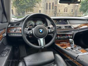 Melns BMW 7 Series 2013 Tallina, ar dzinēja tilpumu 3.00 L un nobraukumu 0 tūkst. km par 12989 €, foto 23 vietnē AUTOMOTO.COM.LV