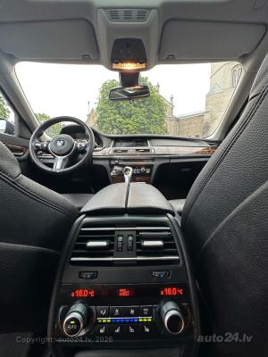 Melns BMW 7 Series 2013 Tallina, ar dzinēja tilpumu 3.00 L un nobraukumu 0 tūkst. km par 12989 €, foto 27 vietnē AUTOMOTO.COM.LV