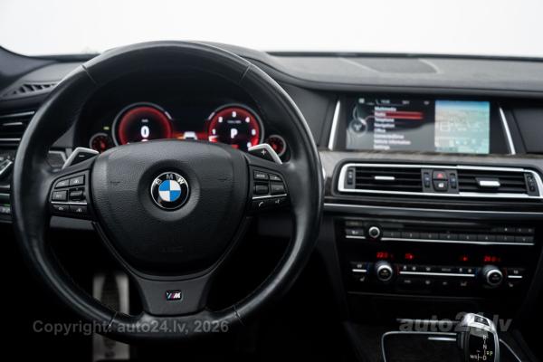 Melns BMW 7 Series 2013 Tallina, ar dzinēja tilpumu 3.00 L un nobraukumu 282 tūkst. km par 15999 €, foto 8 vietnē AUTOMOTO.COM.LV