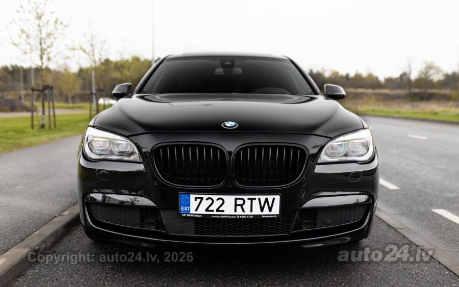 Melns BMW 7 Series 2014 Tallina, ar dzinēja tilpumu 3.00 L un nobraukumu 178 tūkst. km par 18199 €, foto 1 vietnē AUTOMOTO.COM.LV