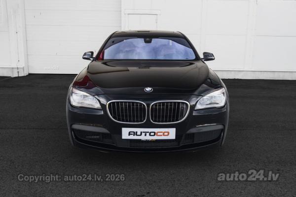Melns BMW 7 Series 2014 Tallina, ar dzinēja tilpumu 3.00 L un nobraukumu 298 tūkst. km par 15999 €, foto 2 vietnē AUTOMOTO.COM.LV