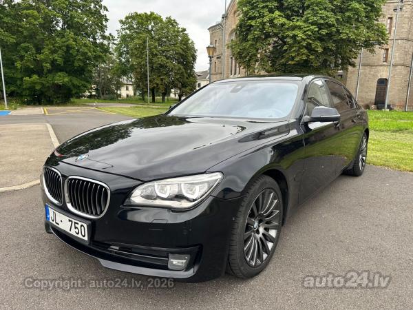 Melns BMW 7 Series 2014 Tallina, ar dzinēja tilpumu 3.00 L un nobraukumu 0 tūkst. km par 11989 €, foto 3 vietnē AUTOMOTO.COM.LV