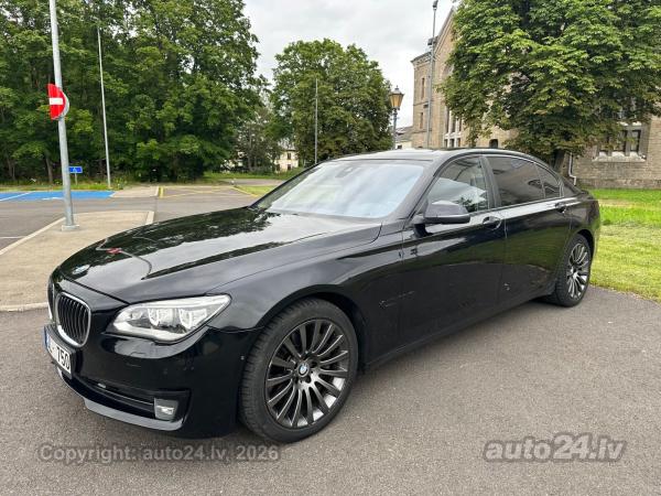 Melns BMW 7 Series 2014 Tallina, ar dzinēja tilpumu 3.00 L un nobraukumu 0 tūkst. km par 11989 €, foto 5 vietnē AUTOMOTO.COM.LV