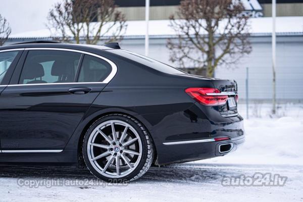 Melns BMW 7 Series 2015 Tartu, ar dzinēja tilpumu 3.00 L un nobraukumu 199 tūkst. km par 27900 €, foto 8 vietnē AUTOMOTO.COM.LV