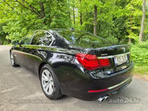 Black BMW 7 Series 2015 in Tallinn, with an engine capacity of 3.00 L and mileage of 186 thousand km for 17900 €, photo 6 on AUTOMOTO.COM.LV