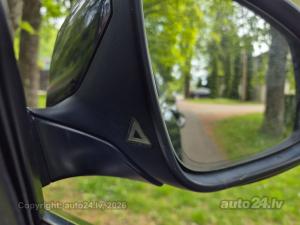 Black BMW 7 Series 2015 in Tallinn, with an engine capacity of 3.00 L and mileage of 186 thousand km for 17900 €, photo 23 on AUTOMOTO.COM.LV