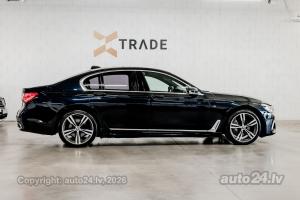 Black BMW 7 Series 2015 in Parnu, with an engine capacity of 3.00 L and mileage of 254 thousand km for 23490 €, photo 7 on AUTOMOTO.COM.LV