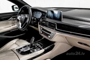 Black BMW 7 Series 2015 in Parnu, with an engine capacity of 3.00 L and mileage of 254 thousand km for 23490 €, photo 14 on AUTOMOTO.COM.LV