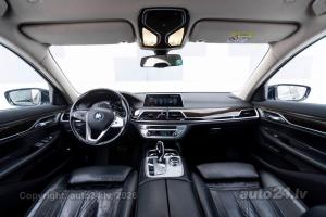 Black BMW 7 Series 2016 in Tallinn, with an engine capacity of 3.00 L and mileage of 262 thousand km for 24449 €, photo 13 on AUTOMOTO.COM.LV