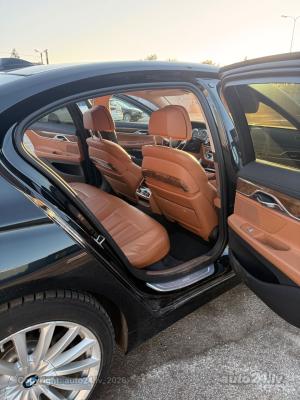 Melns BMW 7 Series 2016 Tallina, ar dzinēja tilpumu 3.00 L un nobraukumu 225 tūkst. km par 22999 €, foto 7 vietnē AUTOMOTO.COM.LV