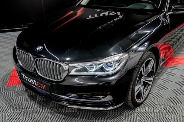 Melns BMW 7 Series 2016 Pērnava, ar dzinēja tilpumu 3.00 L un nobraukumu 200 tūkst. km par 24990 €, foto 2 vietnē AUTOMOTO.COM.LV