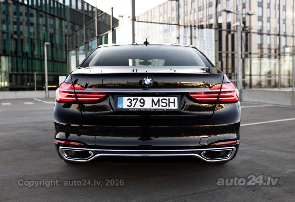 Black BMW 7 Series 2016 in Tallinn, with an engine capacity of 3.00 L and mileage of 190 thousand km for 37900 €, photo 2 on AUTOMOTO.COM.LV