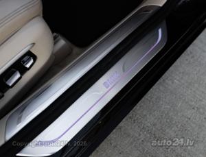 Melns BMW 7 Series 2016 Tallina, ar dzinēja tilpumu 3.00 L un nobraukumu 190 tūkst. km par 37900 €, foto 17 vietnē AUTOMOTO.COM.LV