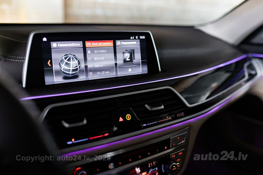 Melns BMW 7 Series 2016 Tallina, ar dzinēja tilpumu 3.00 L un nobraukumu 190 tūkst. km par 37900 €, foto 22 vietnē AUTOMOTO.COM.LV