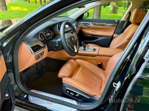 Melns BMW 7 Series 2016 Tallina, ar dzinēja tilpumu 3.00 L un nobraukumu 229 tūkst. km par 23900 €, foto 12 vietnē AUTOMOTO.COM.LV