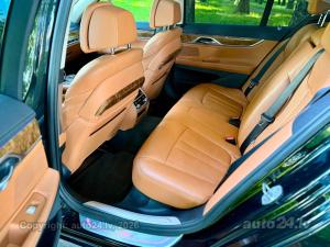 Melns BMW 7 Series 2016 Tallina, ar dzinēja tilpumu 3.00 L un nobraukumu 229 tūkst. km par 23900 €, foto 14 vietnē AUTOMOTO.COM.LV