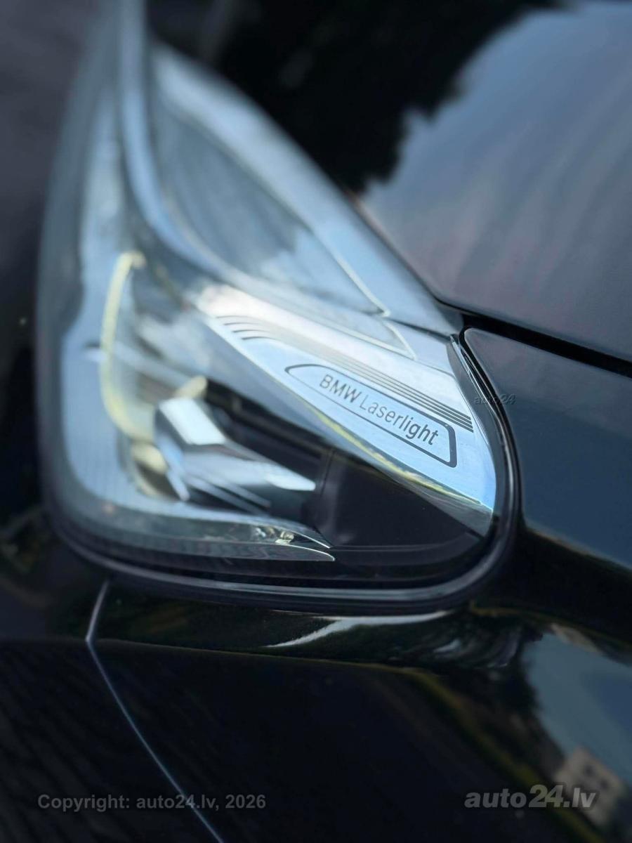 Melns BMW 7 Series 2016 Tallina, ar dzinēja tilpumu 3.00 L un nobraukumu 229 tūkst. km par 23900 €, foto 26 vietnē AUTOMOTO.COM.LV