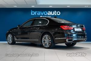 Black BMW 7 Series 2016 in Tallinn, with an engine capacity of 2.99 L and mileage of 120 thousand km for 32990 €, photo 5 on AUTOMOTO.COM.LV