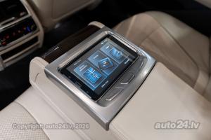 Black BMW 7 Series 2016 in Tallinn, with an engine capacity of 2.99 L and mileage of 120 thousand km for 32990 €, photo 18 on AUTOMOTO.COM.LV