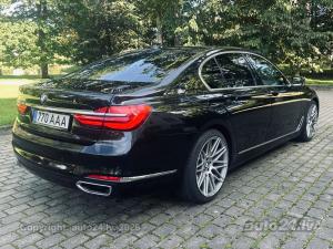 Melns BMW 7 Series 2016 Saue, ar dzinēja tilpumu 3.00 L un nobraukumu 215 tūkst. km par 23900 €, foto 4 vietnē AUTOMOTO.COM.LV