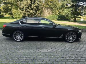 Melns BMW 7 Series 2016 Saue, ar dzinēja tilpumu 3.00 L un nobraukumu 215 tūkst. km par 23900 €, foto 6 vietnē AUTOMOTO.COM.LV