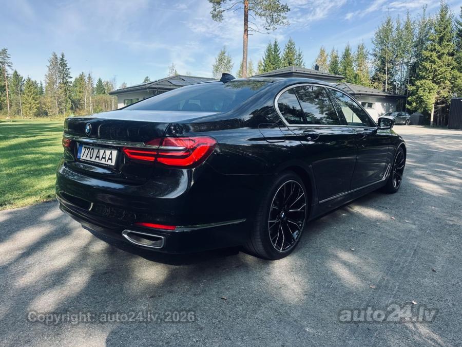 Melns BMW 7 Series 2016 Saue, ar dzinēja tilpumu 3.00 L un nobraukumu 215 tūkst. km par 23900 €, foto 9 vietnē AUTOMOTO.COM.LV