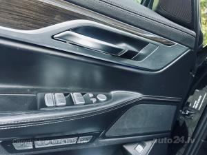 Melns BMW 7 Series 2016 Saue, ar dzinēja tilpumu 3.00 L un nobraukumu 215 tūkst. km par 23900 €, foto 16 vietnē AUTOMOTO.COM.LV