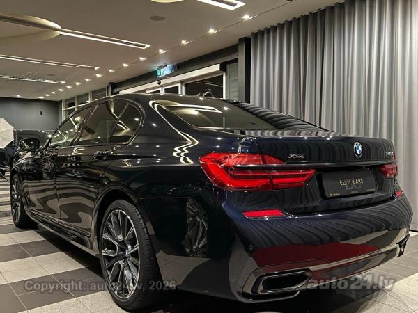 Black BMW 7 Series 2017 in Riga, with an engine capacity of 3.00 L and mileage of 144 thousand km for 32900 €, photo 6 on AUTOMOTO.COM.LV