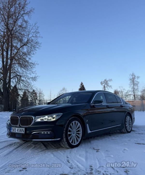 Black BMW 7 Series 2017 in Tartu, with an engine capacity of 2.00 L and mileage of 210 thousand km for 26000 €, photo 3 on AUTOMOTO.COM.LV