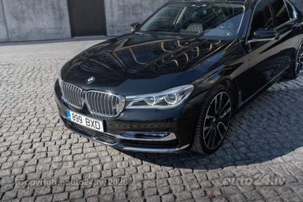 Melns BMW 7 Series 2017 Tartu, ar dzinēja tilpumu 3.00 L un nobraukumu 189 tūkst. km par 29900 €, foto 9 vietnē AUTOMOTO.COM.LV