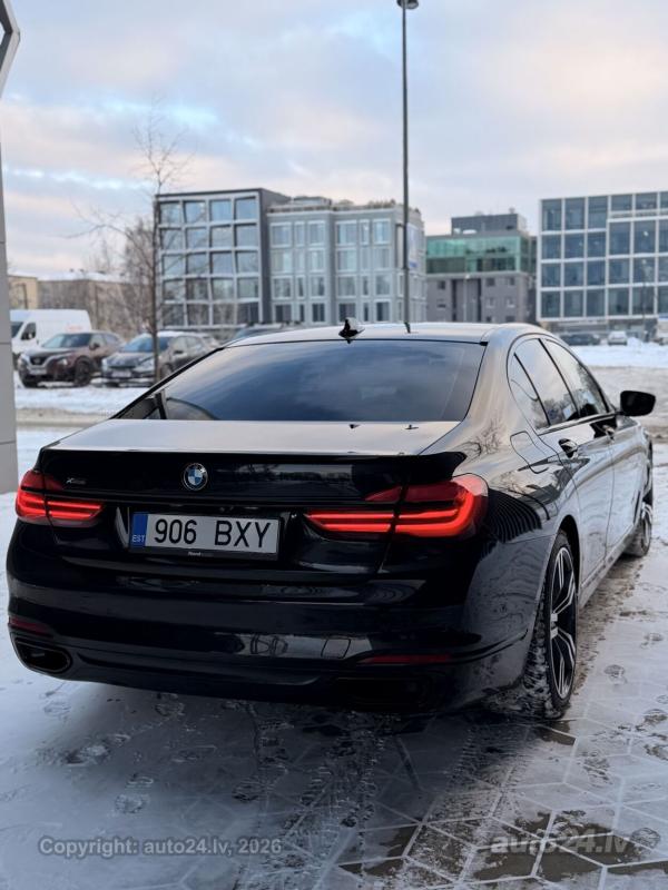 Black BMW 7 Series 2017 in Tallinn, with an engine capacity of 3.00 L and mileage of 160 thousand km for 28000 €, photo 1 on AUTOMOTO.COM.LV