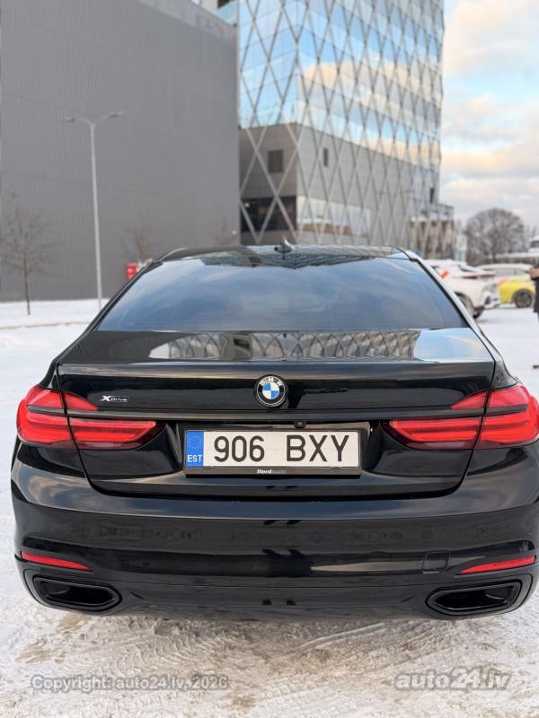 Black BMW 7 Series 2017 in Tallinn, with an engine capacity of 3.00 L and mileage of 160 thousand km for 28000 €, photo 9 on AUTOMOTO.COM.LV