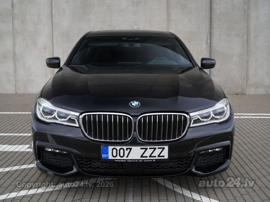 Black BMW 7 Series 2017 in Tallinn, with an engine capacity of 3.00 L and mileage of 130 thousand km for 30900 €, photo 5 on AUTOMOTO.COM.LV
