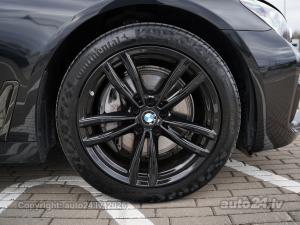 Black BMW 7 Series 2017 in Tallinn, with an engine capacity of 3.00 L and mileage of 130 thousand km for 30900 €, photo 8 on AUTOMOTO.COM.LV