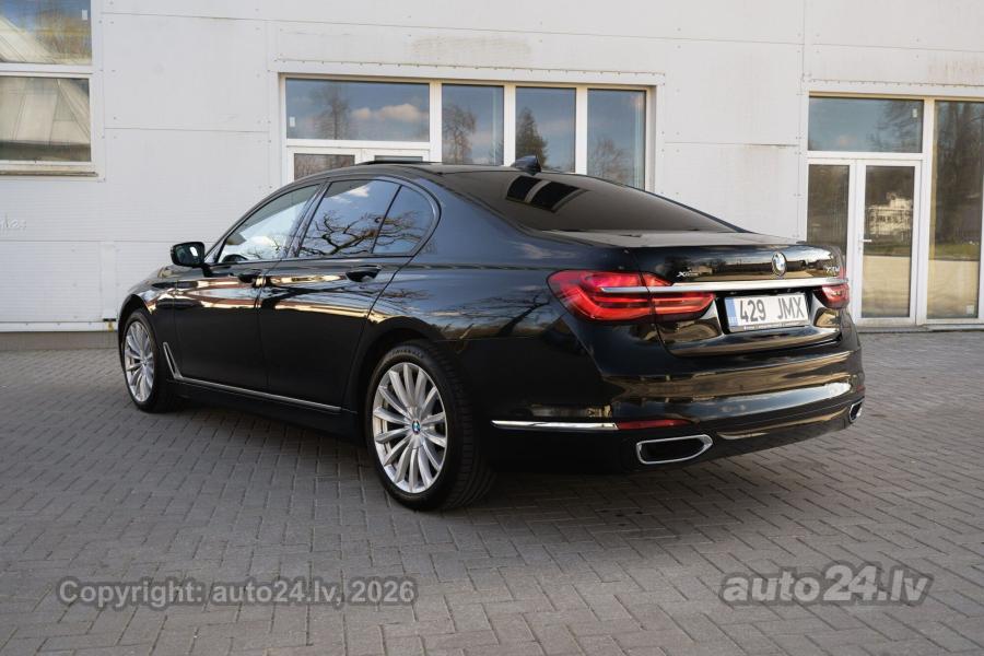 Melns BMW 7 Series 2017 Tartu, ar dzinēja tilpumu 3.00 L un nobraukumu 139 tūkst. km par 28900 €, foto 7 vietnē AUTOMOTO.COM.LV