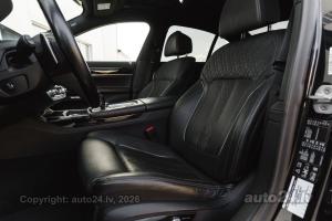 Melns BMW 7 Series 2017 Tartu, ar dzinēja tilpumu 3.00 L un nobraukumu 139 tūkst. km par 28900 €, foto 10 vietnē AUTOMOTO.COM.LV