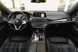 Melns BMW 7 Series 2017 Tartu, ar dzinēja tilpumu 3.00 L un nobraukumu 139 tūkst. km par 28900 €, foto 13 vietnē AUTOMOTO.COM.LV