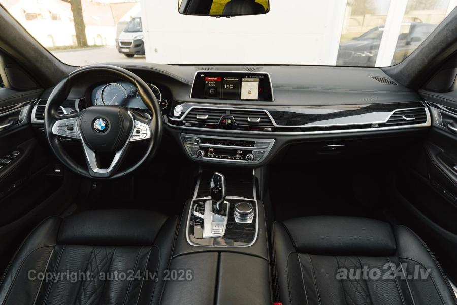 Melns BMW 7 Series 2017 Tartu, ar dzinēja tilpumu 3.00 L un nobraukumu 139 tūkst. km par 28900 €, foto 13 vietnē AUTOMOTO.COM.LV