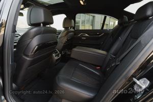 Melns BMW 7 Series 2017 Tartu, ar dzinēja tilpumu 3.00 L un nobraukumu 139 tūkst. km par 28900 €, foto 24 vietnē AUTOMOTO.COM.LV