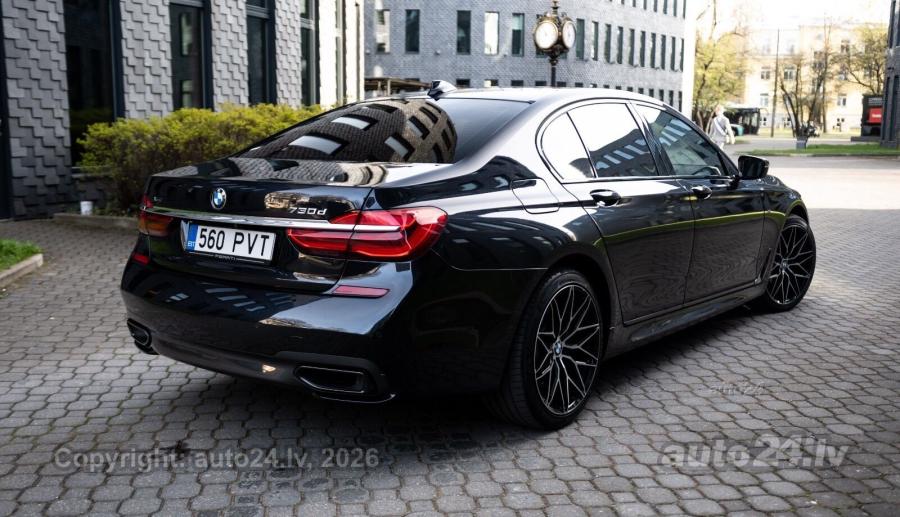 Melns BMW 7 Series 2017 Tallina, ar dzinēja tilpumu 3.00 L un nobraukumu 111 tūkst. km par 32000 €, foto 4 vietnē AUTOMOTO.COM.LV