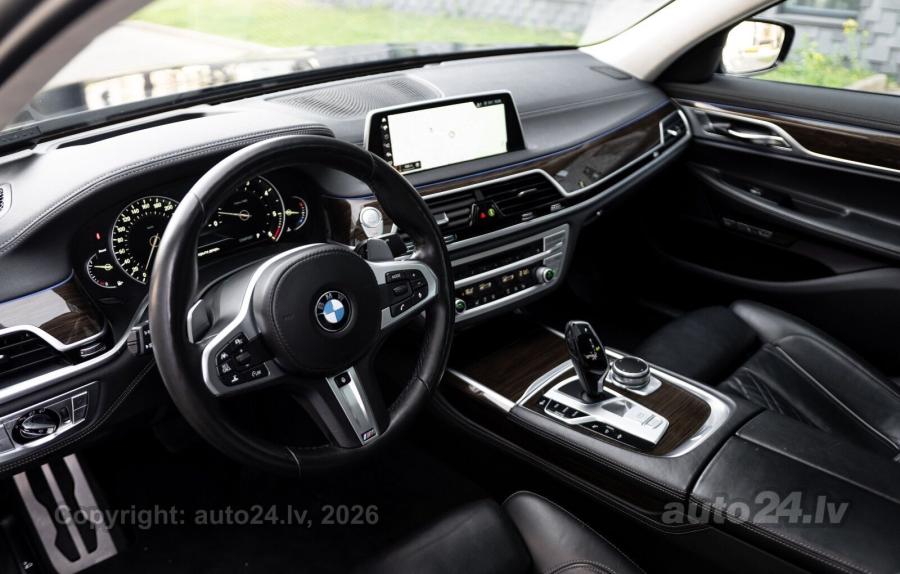 Melns BMW 7 Series 2017 Tallina, ar dzinēja tilpumu 3.00 L un nobraukumu 111 tūkst. km par 32000 €, foto 8 vietnē AUTOMOTO.COM.LV