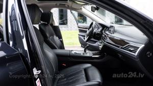 Melns BMW 7 Series 2017 Tallina, ar dzinēja tilpumu 3.00 L un nobraukumu 111 tūkst. km par 32000 €, foto 12 vietnē AUTOMOTO.COM.LV