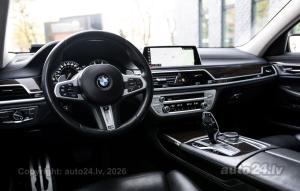 Melns BMW 7 Series 2017 Tallina, ar dzinēja tilpumu 3.00 L un nobraukumu 111 tūkst. km par 32000 €, foto 13 vietnē AUTOMOTO.COM.LV