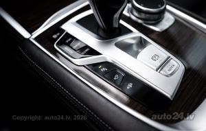 Melns BMW 7 Series 2017 Tallina, ar dzinēja tilpumu 3.00 L un nobraukumu 111 tūkst. km par 32000 €, foto 23 vietnē AUTOMOTO.COM.LV