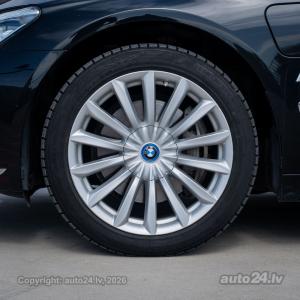 Melns BMW 7 Series 2017 Tallina, ar dzinēja tilpumu 2.00 L un nobraukumu 217 tūkst. km par 25500 €, foto 19 vietnē AUTOMOTO.COM.LV