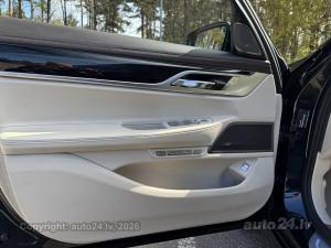 Melns BMW 7 Series 2017 Tallina, ar dzinēja tilpumu 3.00 L un nobraukumu 108 tūkst. km par 29800 €, foto 10 vietnē AUTOMOTO.COM.LV