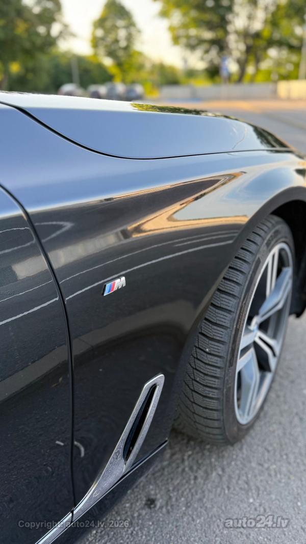 Melns BMW 7 Series 2017 Tallina, ar dzinēja tilpumu 3.00 L un nobraukumu 240 tūkst. km par 28500 €, foto 7 vietnē AUTOMOTO.COM.LV