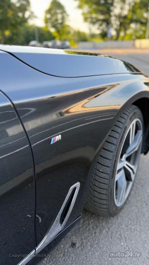 Melns BMW 7 Series 2017 Tallina, ar dzinēja tilpumu 3.00 L un nobraukumu 240 tūkst. km par 28500 €, foto 8 vietnē AUTOMOTO.COM.LV